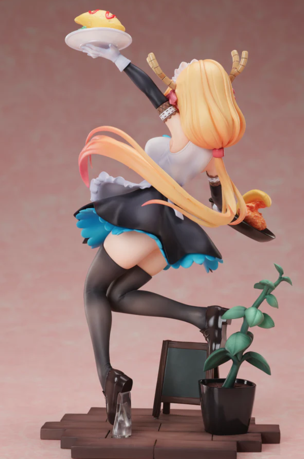 Miss Kobayashi’s Dragon Maid – Tohru 1/7 (CR Exclusive) – Darko Store